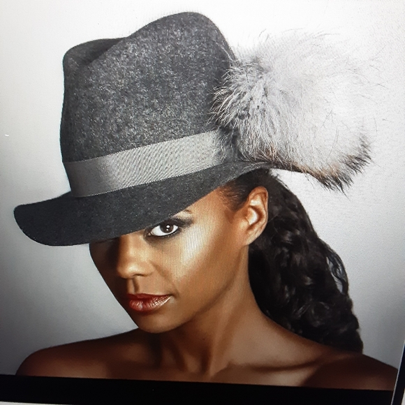 Delyx | Accessories | Elegant Dark Gray Fedora With Pom Or Bow Accent ...